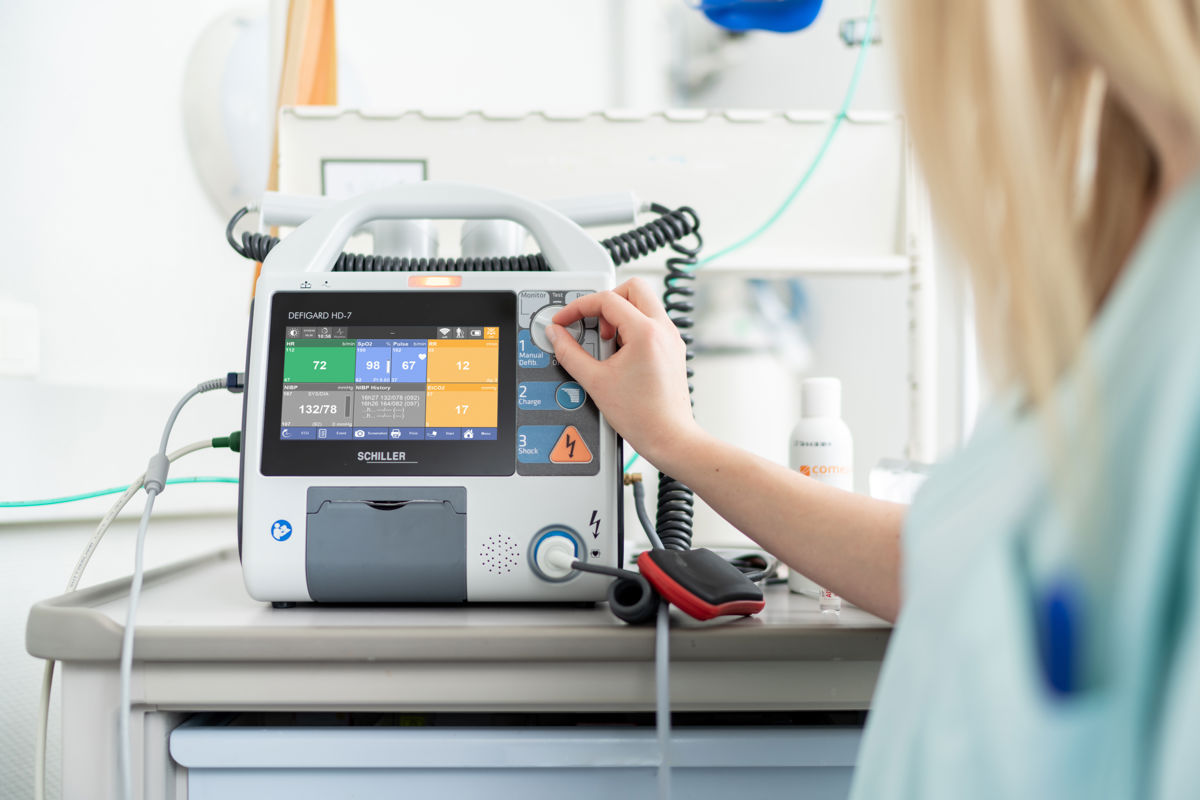 SCHILLER DEFIGARD HD-7 - Diacor AS